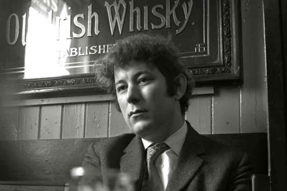 Ar scáth a chéile a mhaireann na daoine. –Farewell Seamus Heaney ...